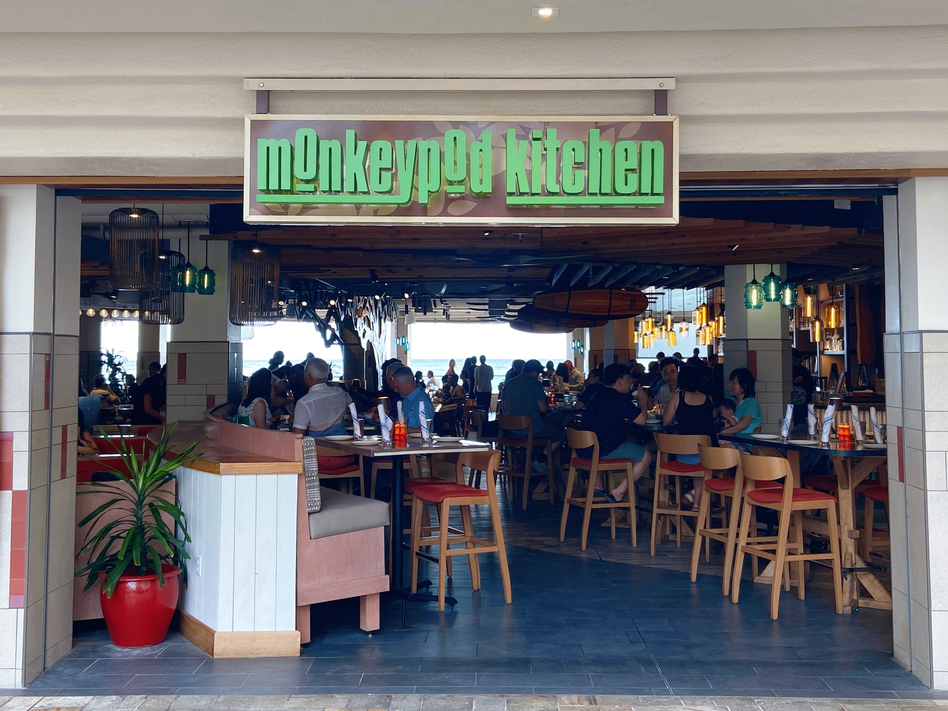 【夏威夷美食】威基基不踩雷海景餐廳推介 - Monkeypod Kitchen - 愛聽鋼琴的貓